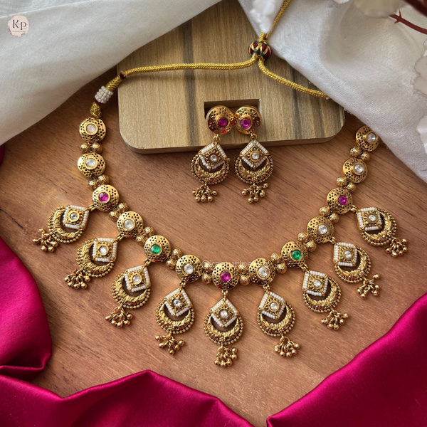 Chaavi Antique Coper Neckset – Kasturi pearls